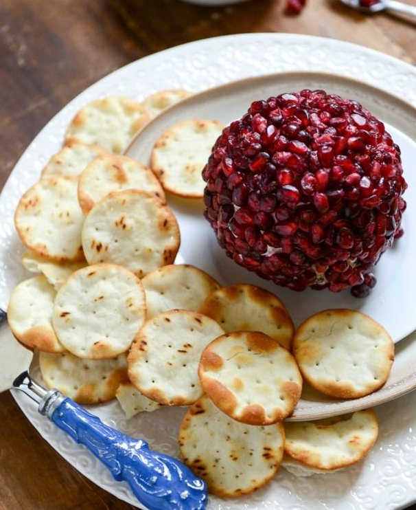 10 Amazing Ways to Use a Pomegranate - TheMamasGirls