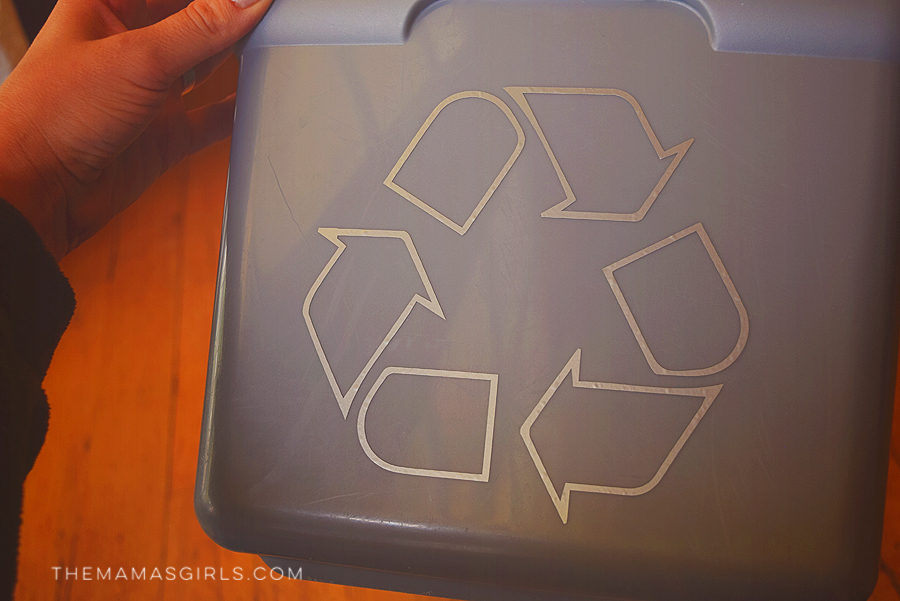 Make Your Own Recycle Bin with FREE Craft Cutter File - TheMamasGirls